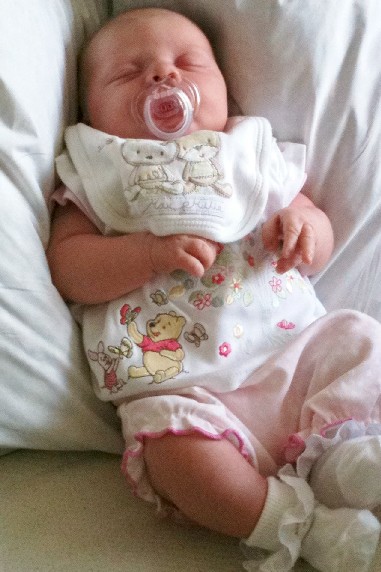 Emily Rose Atriz Bebe 3,717 Emily Rose Photos & High Res Pictures